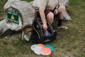 How to Dye Disc Golf Discs? - Disc Golf Critic