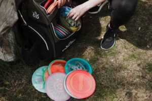 How to Dye Disc Golf Discs? - Disc Golf Critic